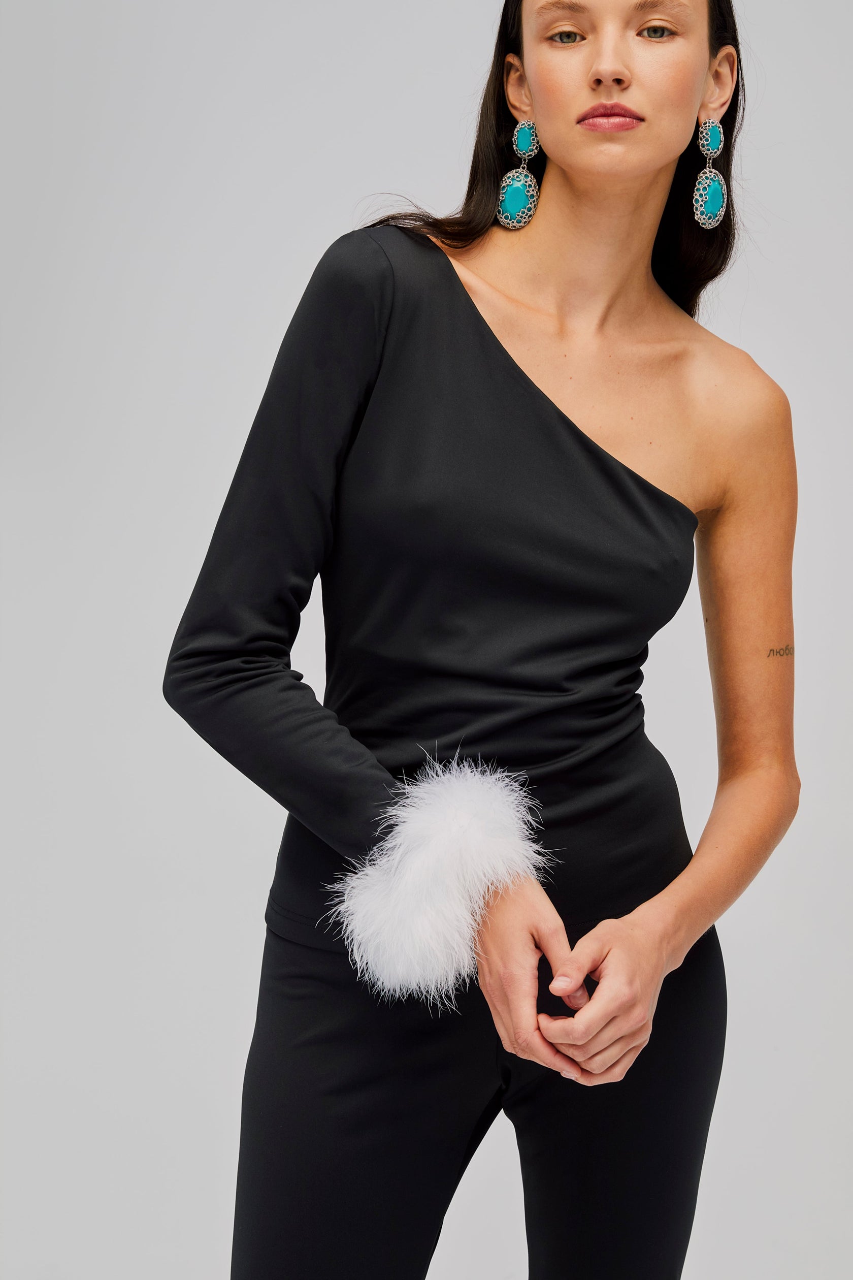 Weekend Chic Lounge Set in Black – SLEEPER