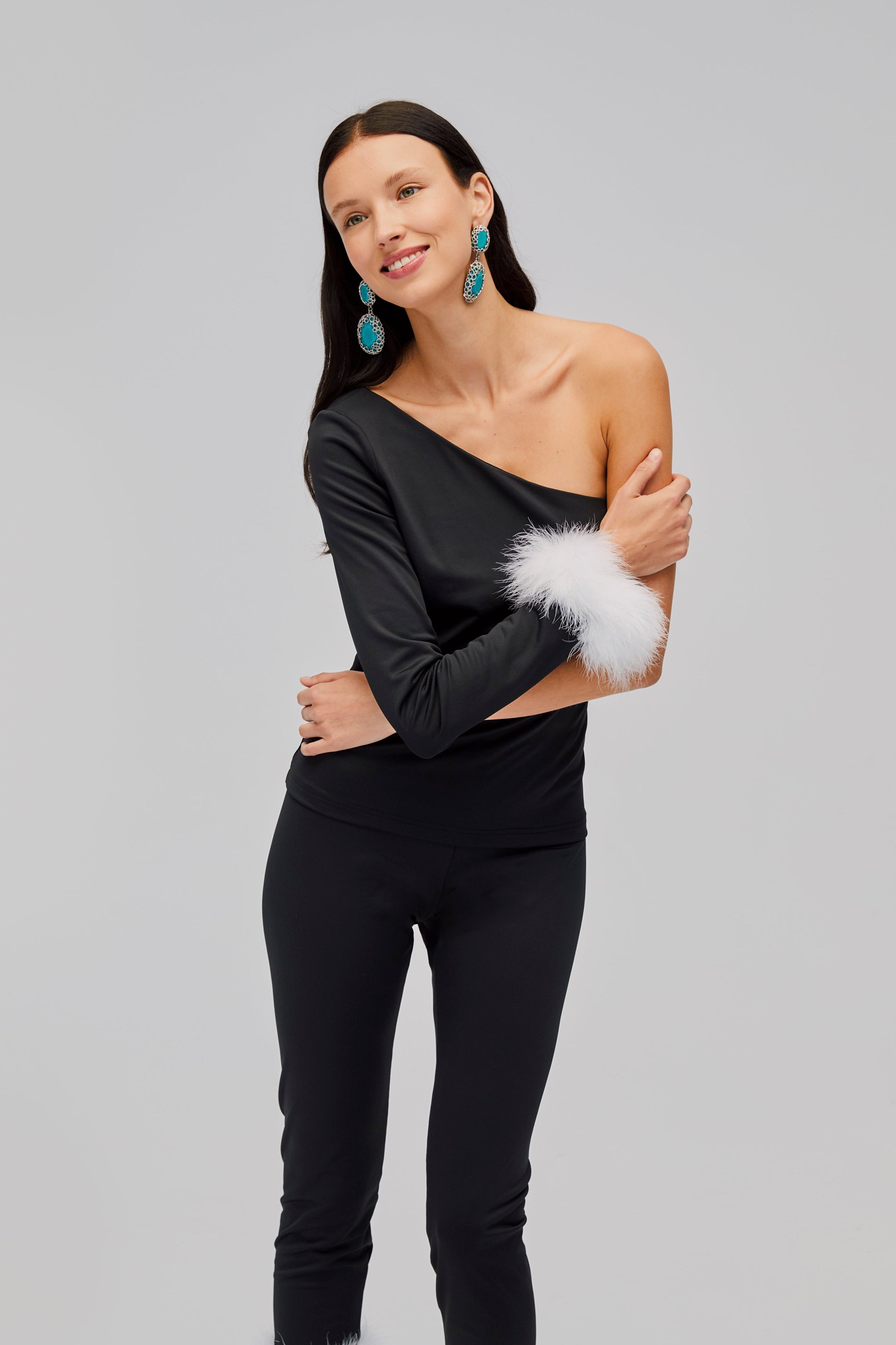 Weekend Chic Lounge Set in Black – SLEEPER